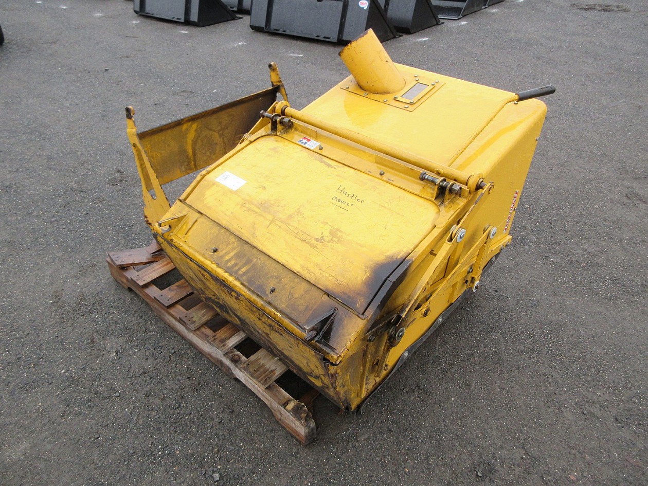 HUSTLER BAC-VAC COLLECTION SYSTEM