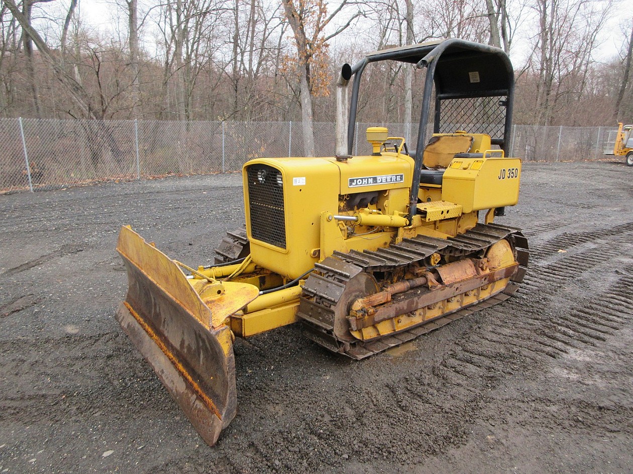 1969 JOHN DEERE 350 CRAWLER DOZER