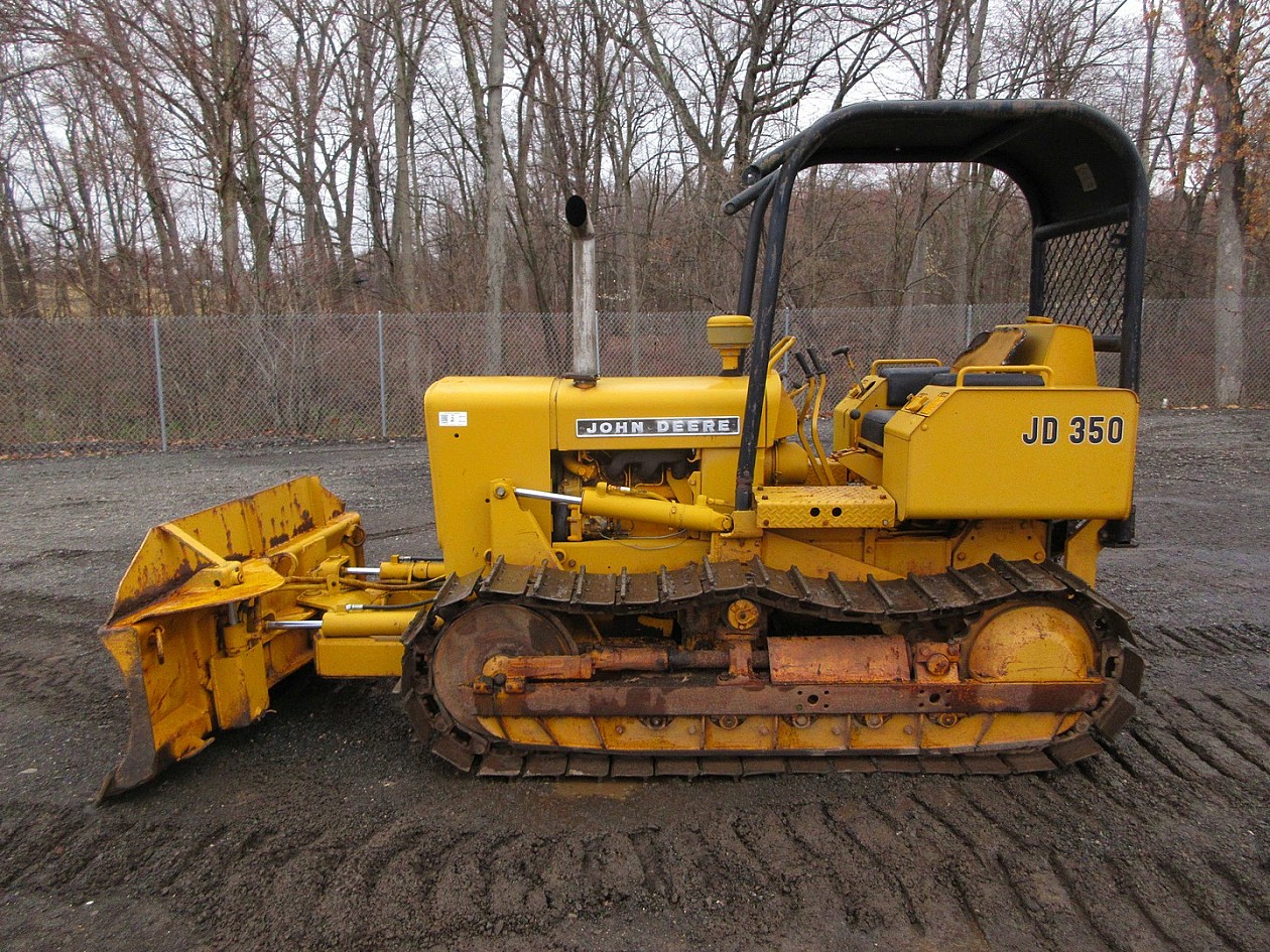 1969 JOHN DEERE 350 CRAWLER DOZER