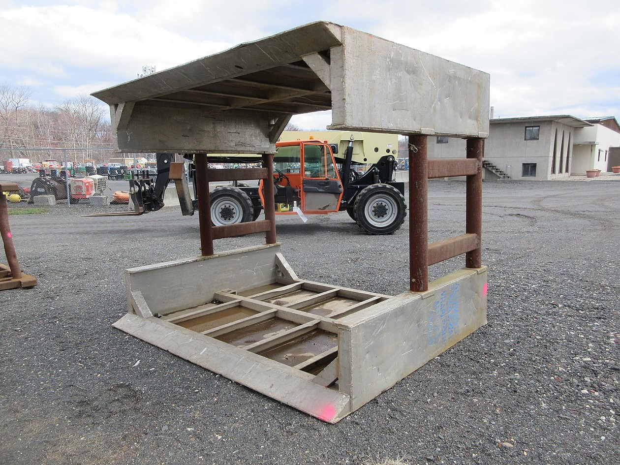 10' LONG X 8' TALL ALUMINUM SHORING BOX