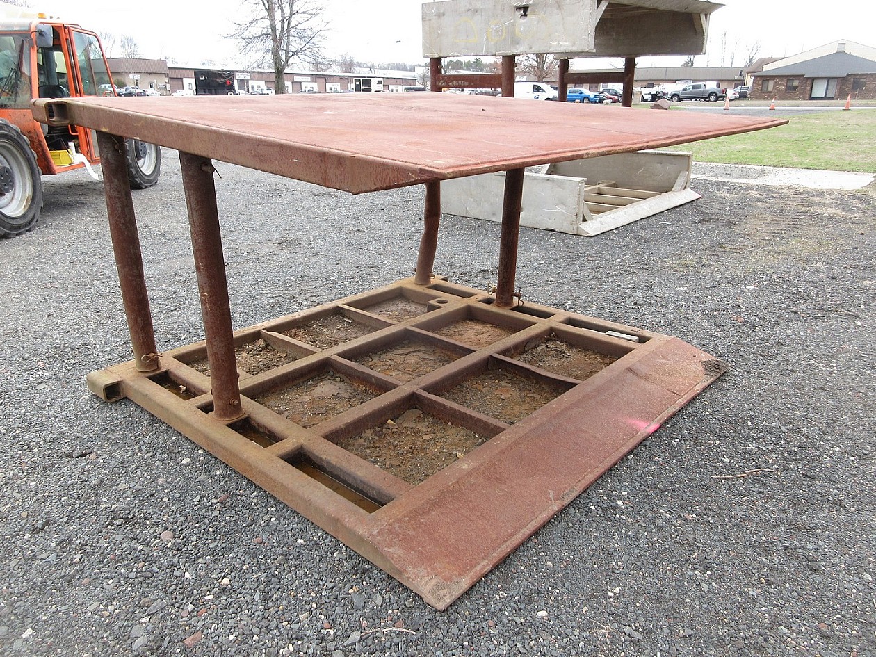 8' LONG X 8' TALL STEEL SHORING BOX