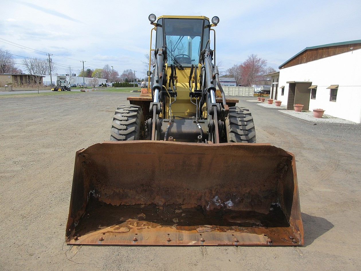 1987 CATERPILLAR IT18 RUBBER TIRE WHEEL LOADER
