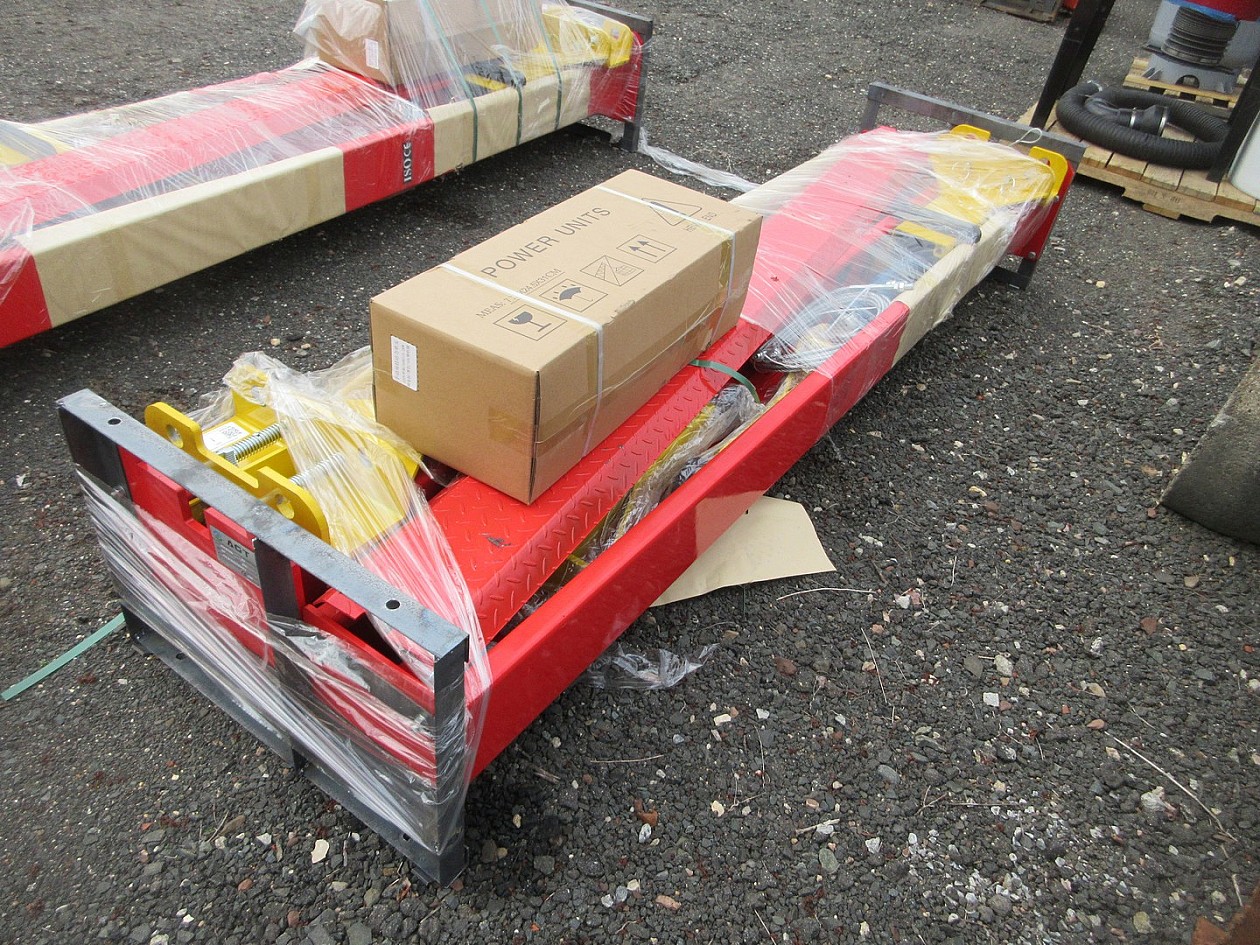 2025 AGT 2 POST CAR LIFT