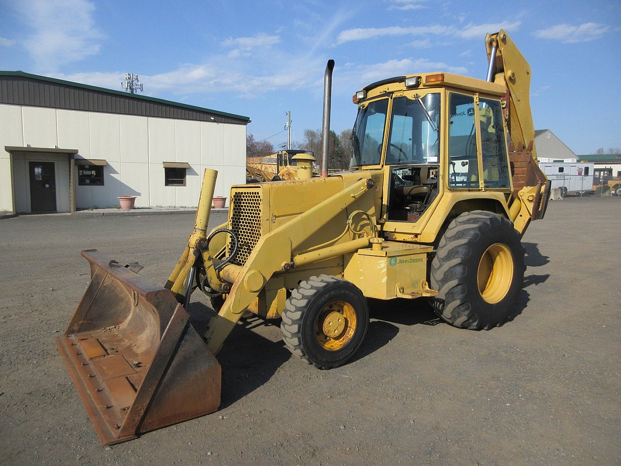 1992 JOHN DEERE 510D BACKHOE LOADER