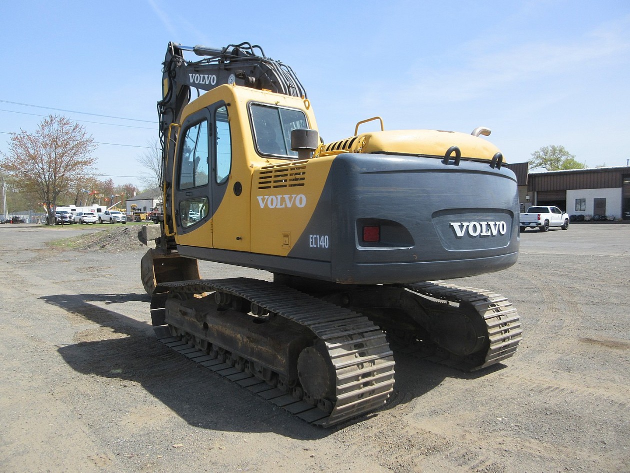 2001 VOLVO EC140LC HYDRAULIC EXCAVATOR