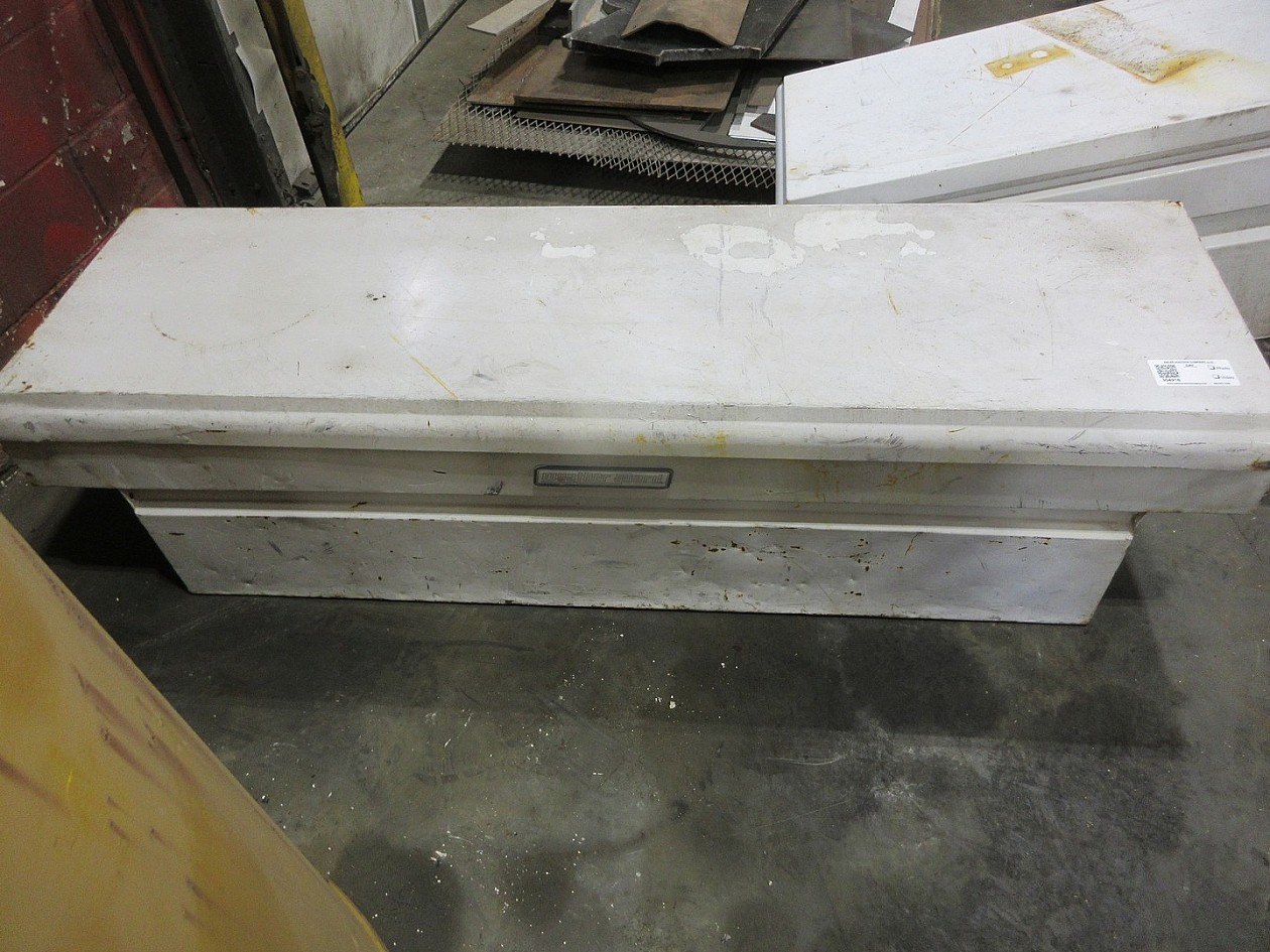WEATHERGUARD TRUCK TOOL BOX
