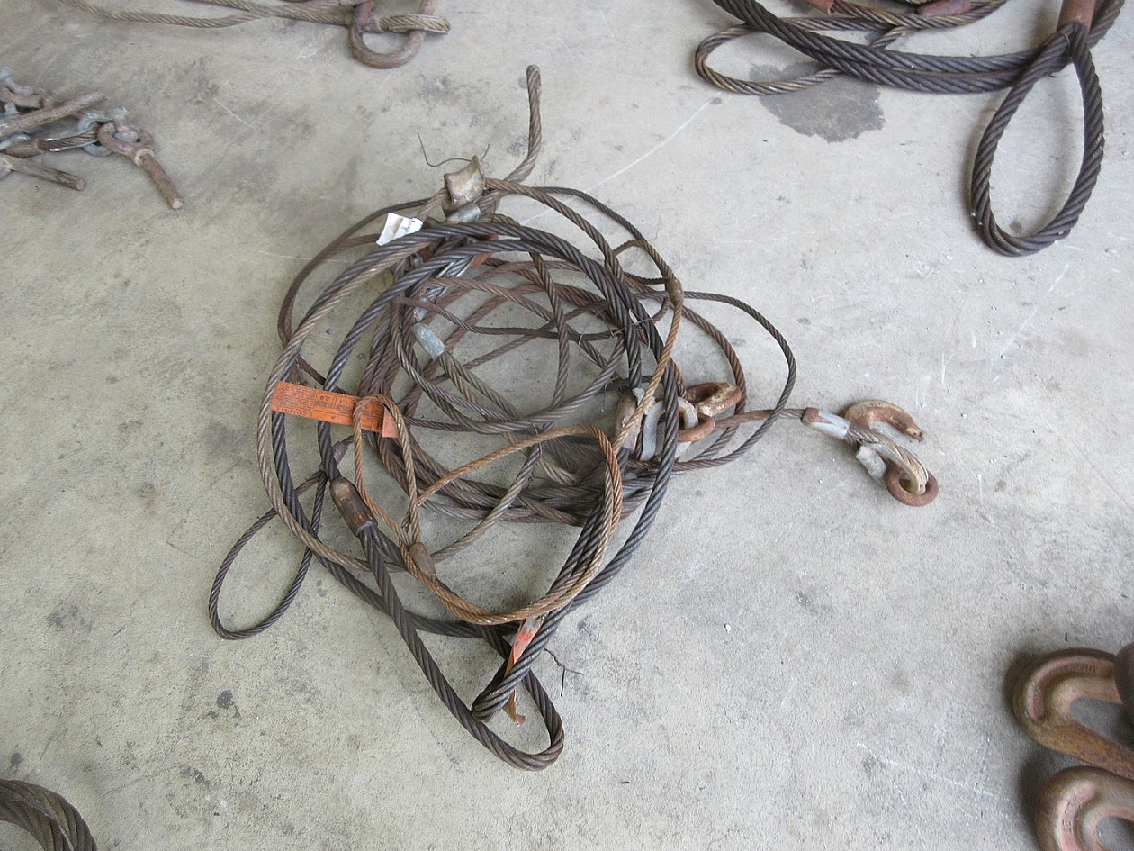 (4) CERTIFIED CABLE LIFTING SLINGS