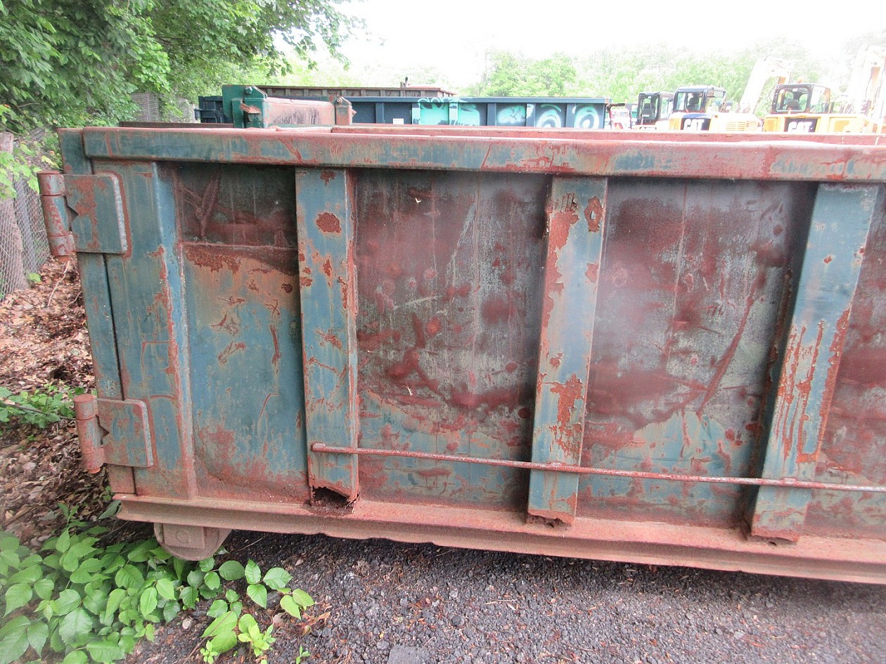 20 YARD ROLLOFF CAN