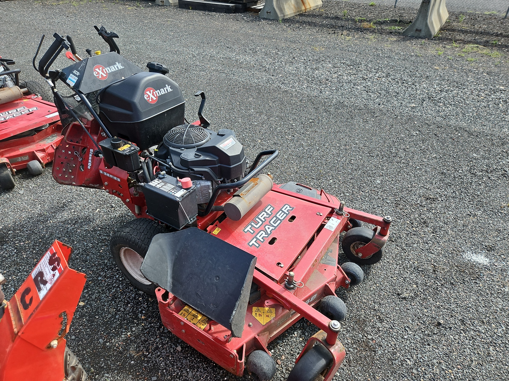 EXMARK TURF TRACER WALK BEHIND MOWER