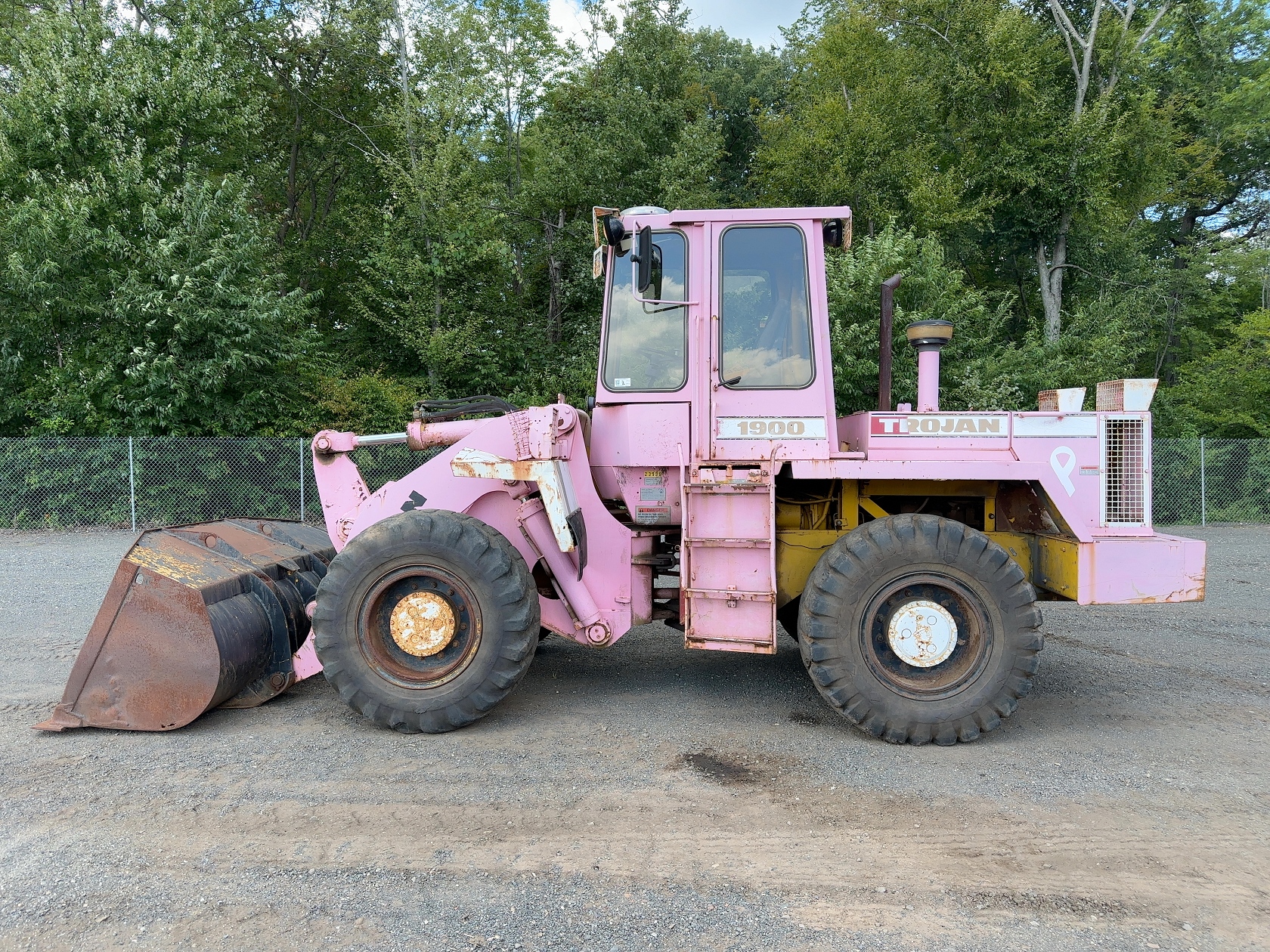 1986 TROJAN 1900Z RUBBER TIRE WHEEL LOADER