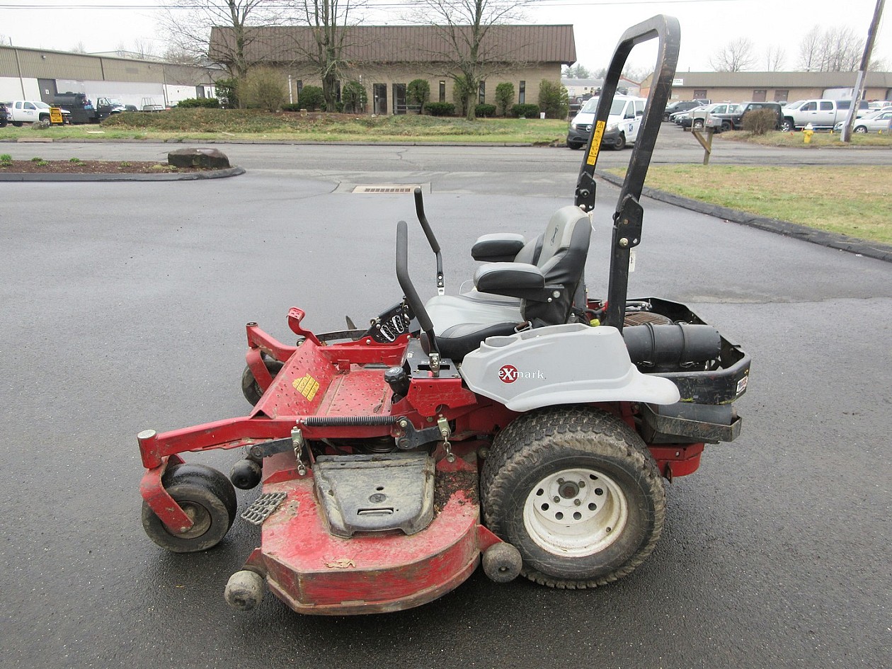 Exmark Lazer Z Zero Turn Mower