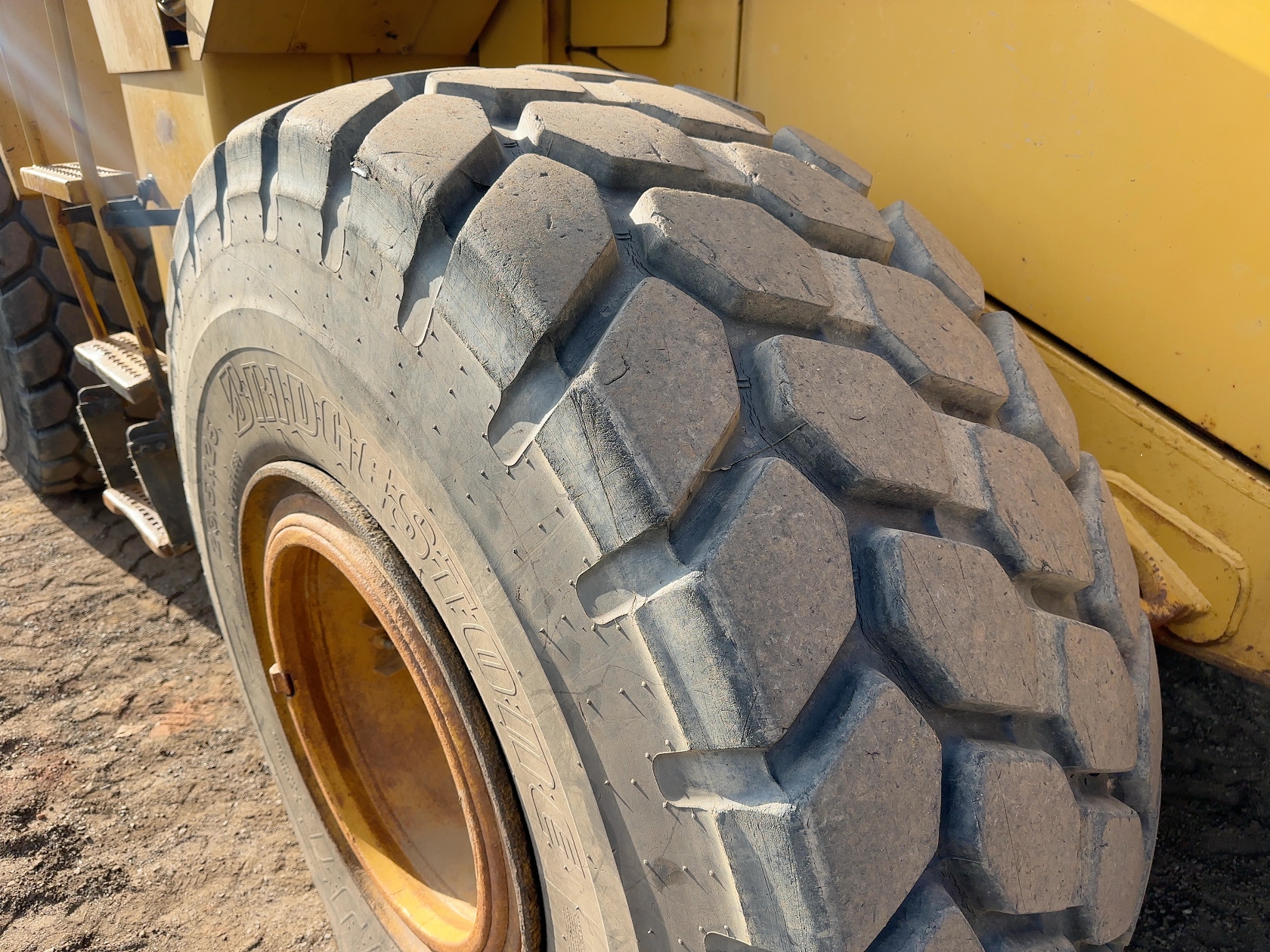 1996 CATERPILLAR 950F SERIES II RUBBER TIRE WHEEL LOADER
