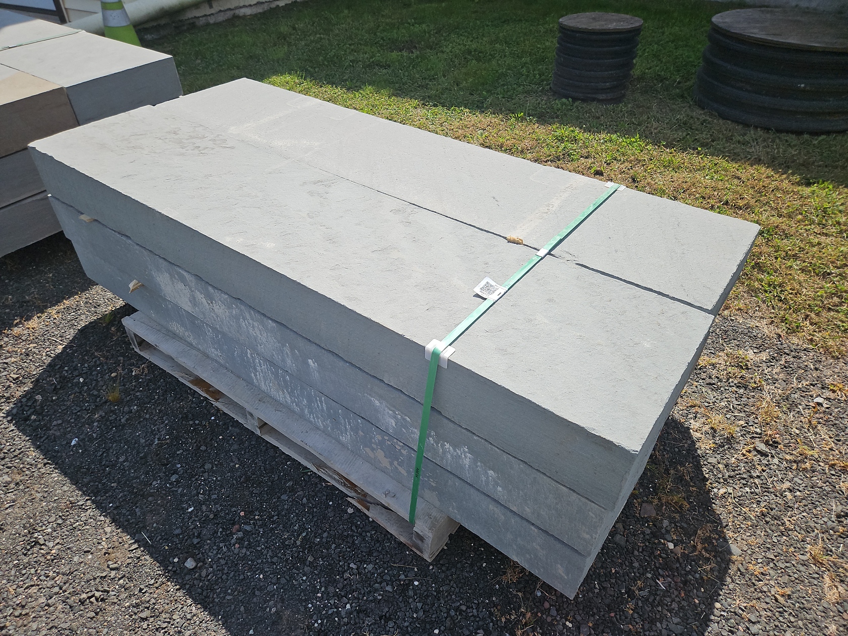 THERMAL BLUESTONE STEPS