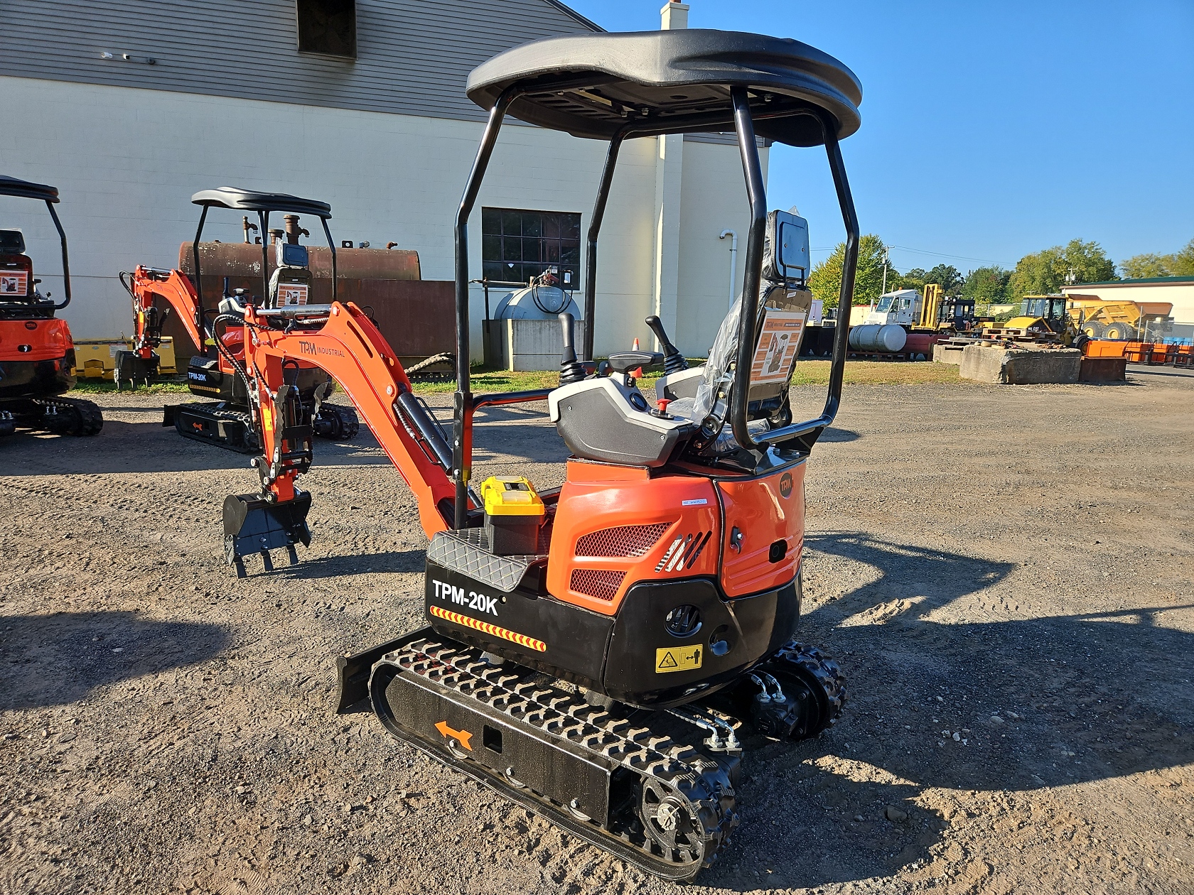 TPM INDUSTRIAL TPM-20K MINI EXCAVATOR