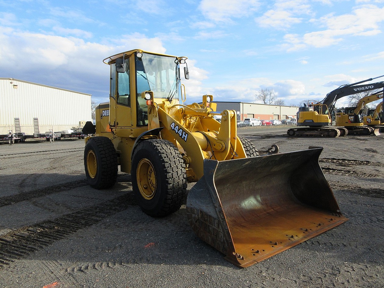 1999 John Deere 444H Rubber Tire Wheel Loader