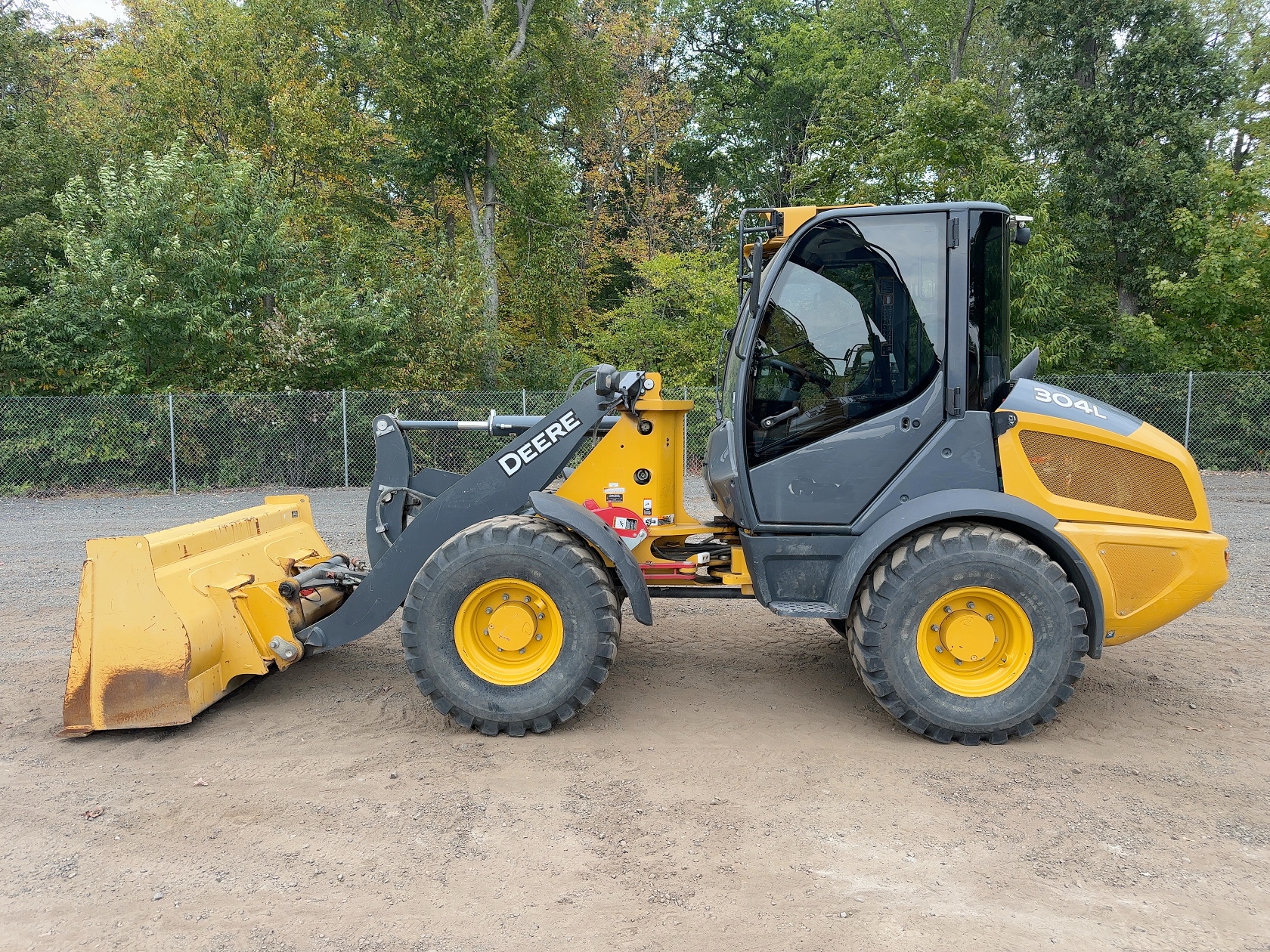 2021 JOHN DEERE 304L RUBBER TIRE WHEEL LOADER