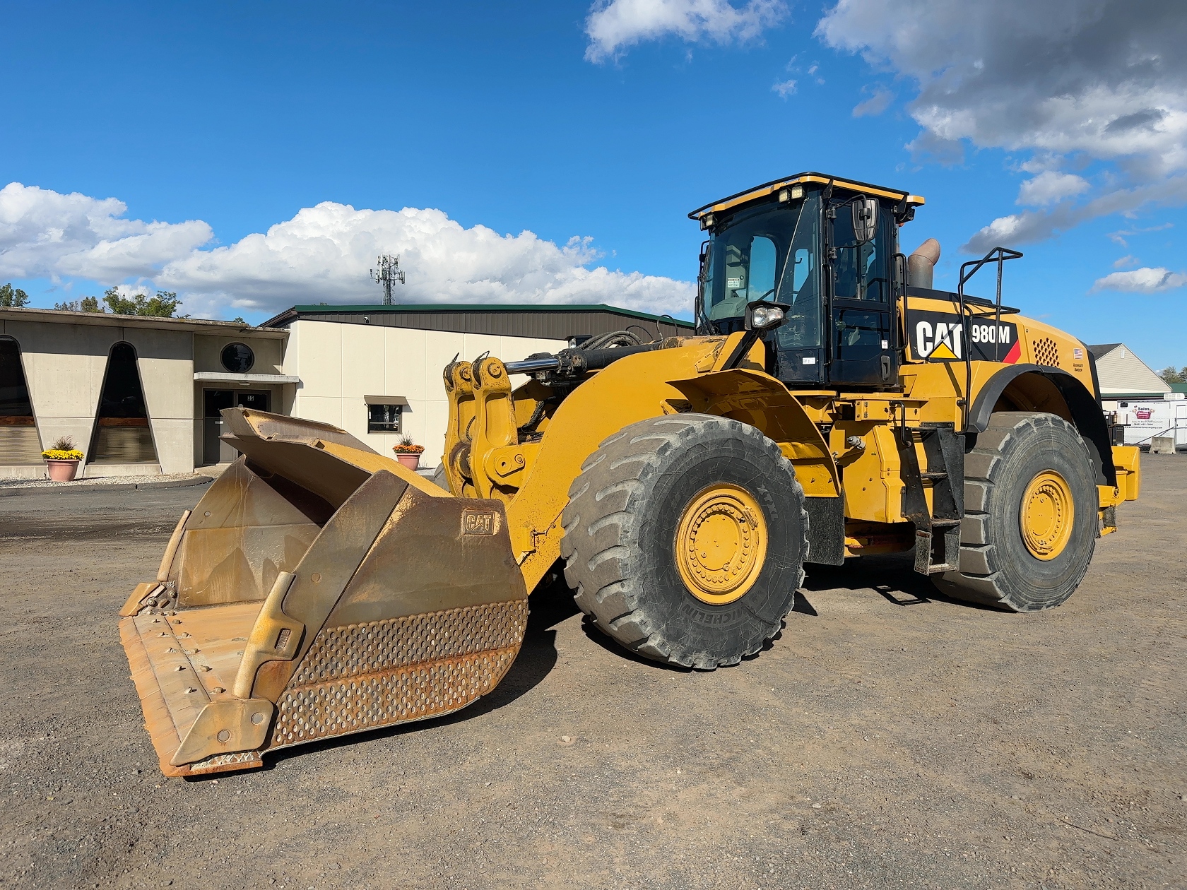 2016 CATERPILLAR 980M RUBBER TIRE WHEEL LOADER
