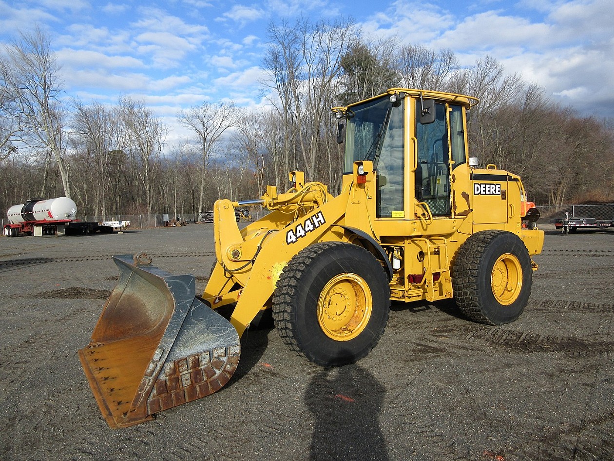 1999 John Deere 444H Rubber Tire Wheel Loader