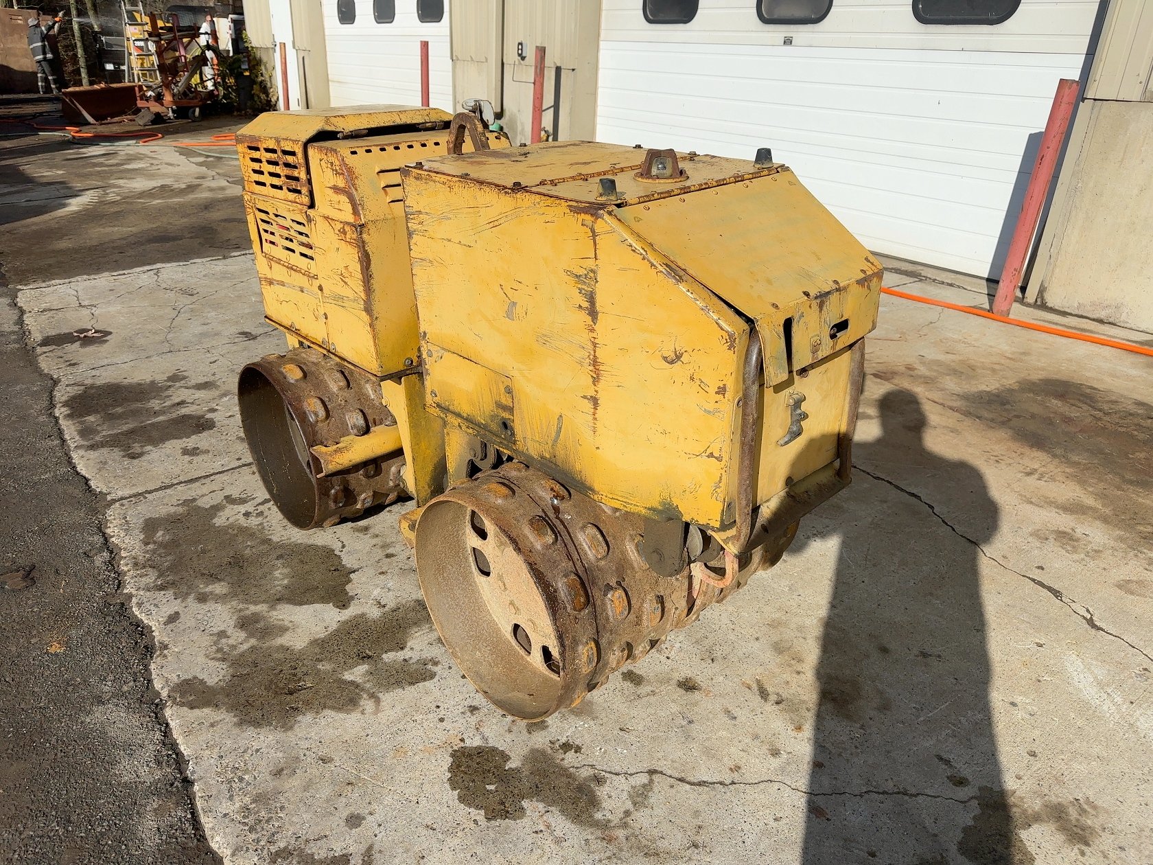 WACKER NEUSON ARTICULATED VIBRATORY TRENCH COMPACTOR