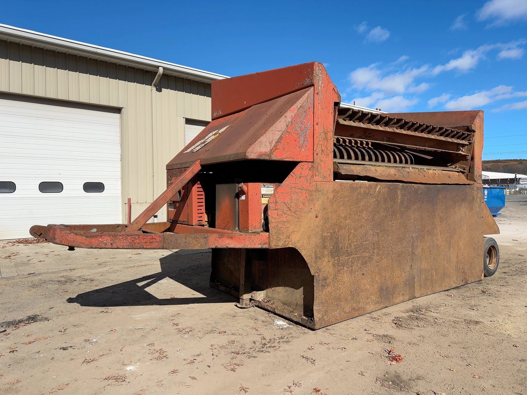 1999 EXTEC BOX SCREENER