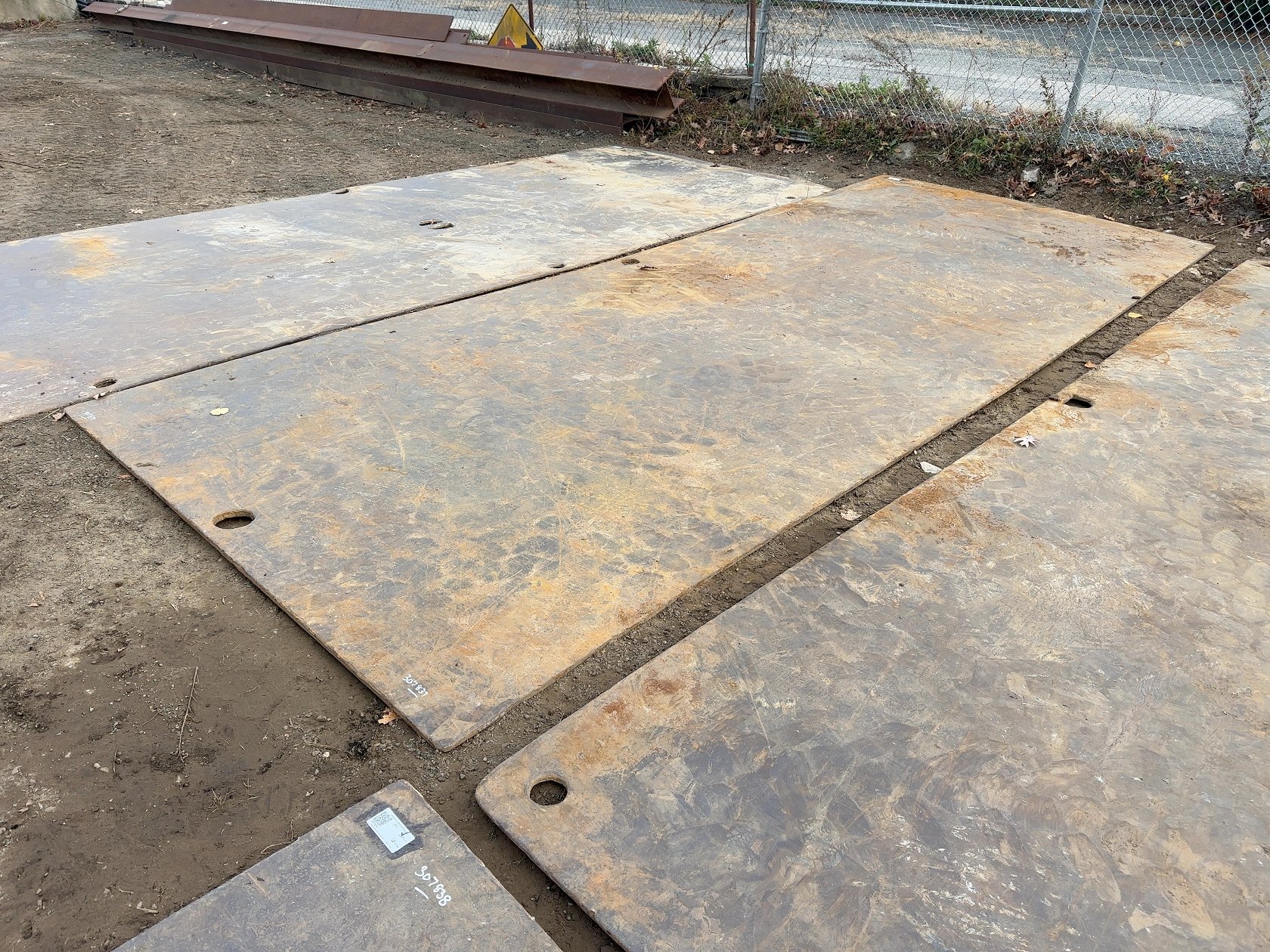 STEEL ROAD PLATE