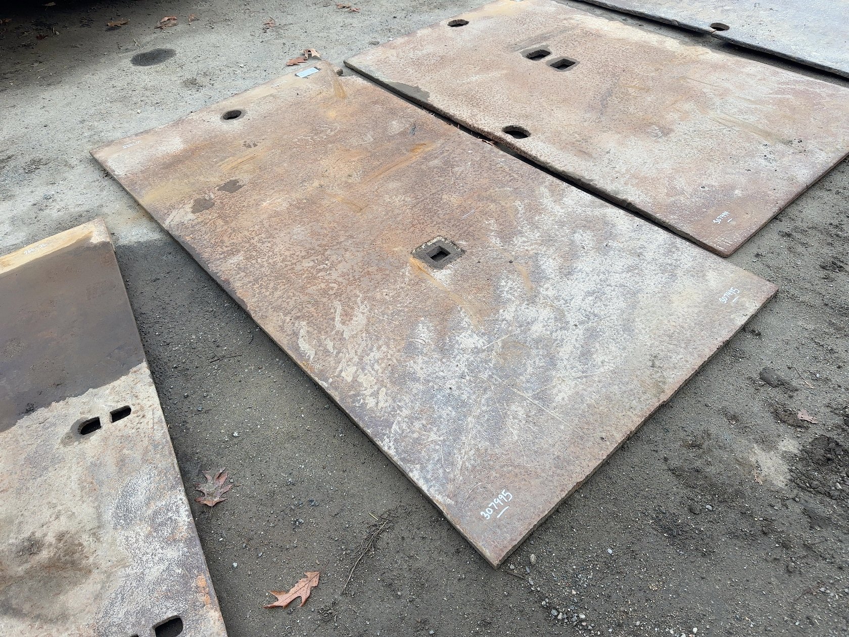 STEEL ROAD PLATE