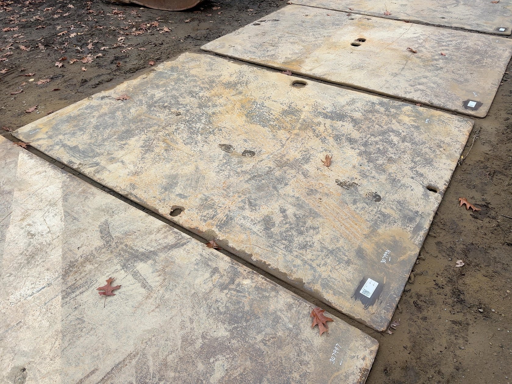 STEEL ROAD PLATE