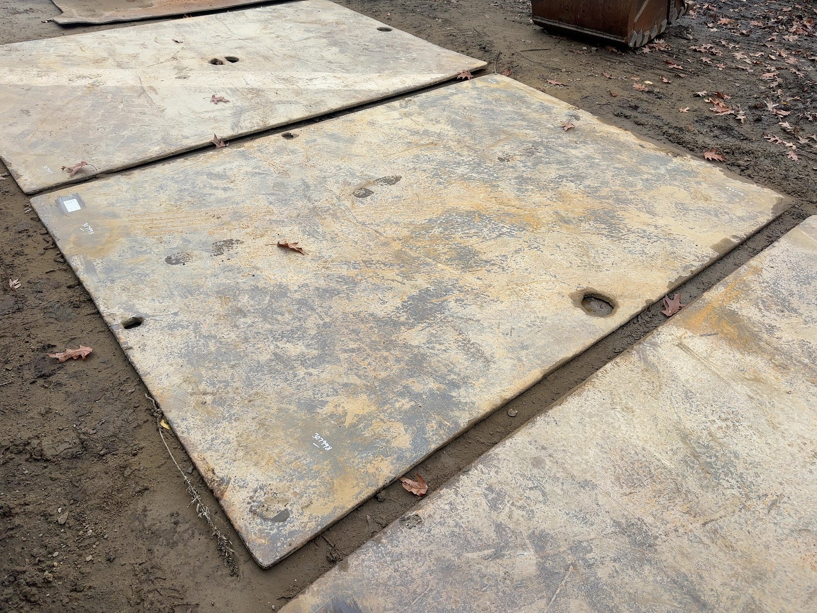 STEEL ROAD PLATE