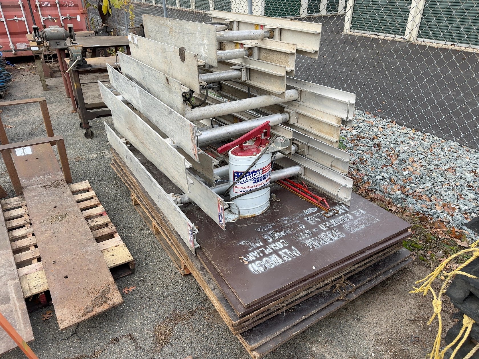 QUANTITY OF HYDRAULIC SPEED SHORING