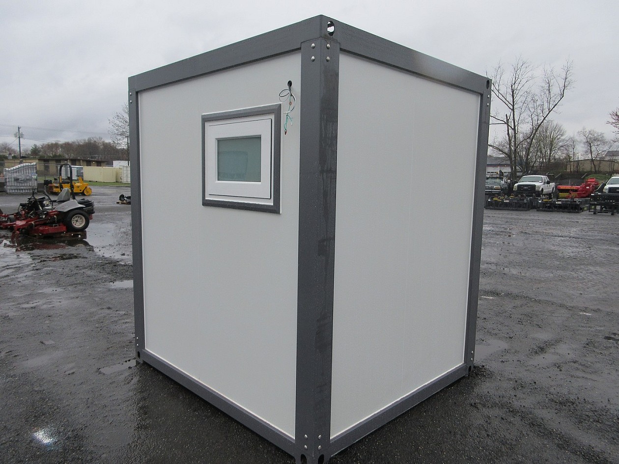Bastone Portable Restroom