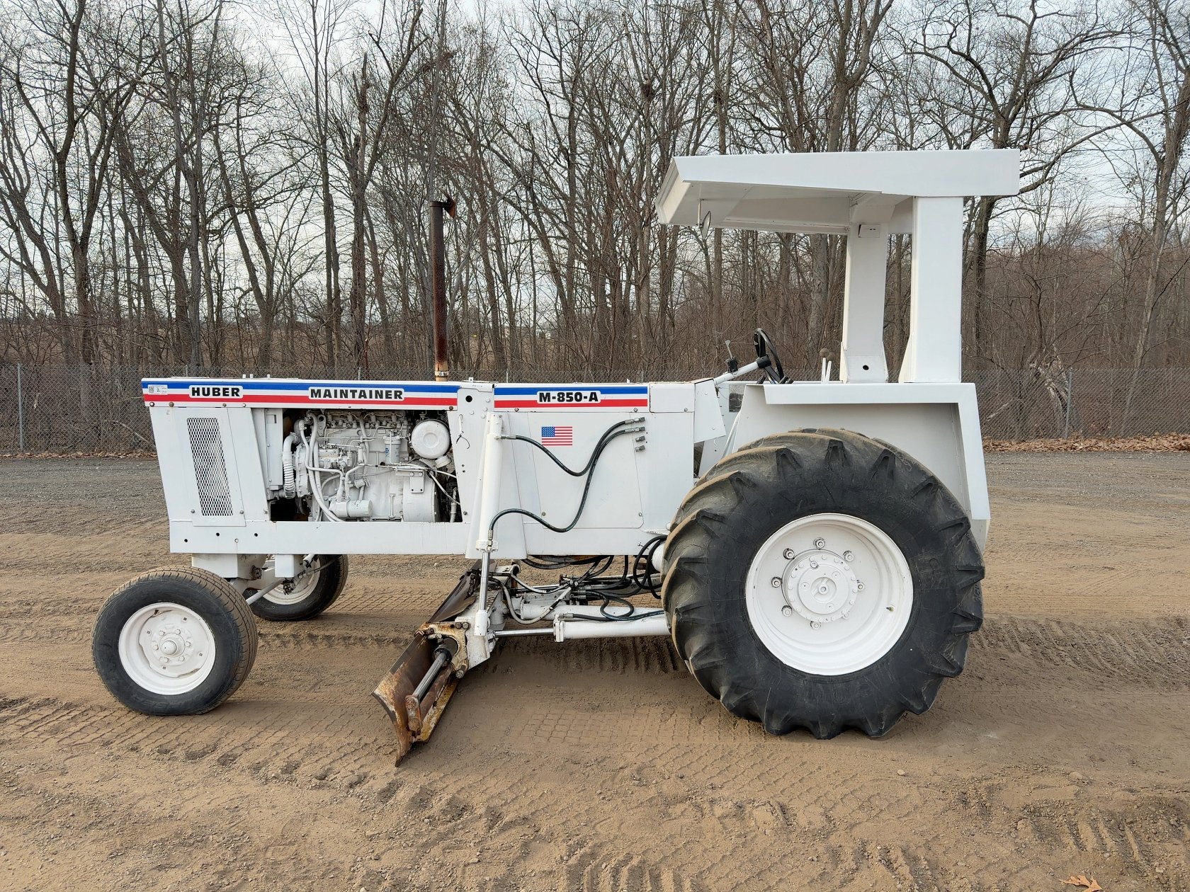 1986 HUBER M-850-A MOTOR GRADER
