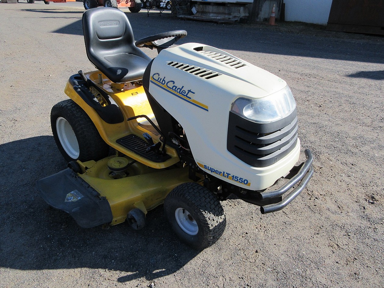 Cub Cadet Super LT1550 Garden Tractor