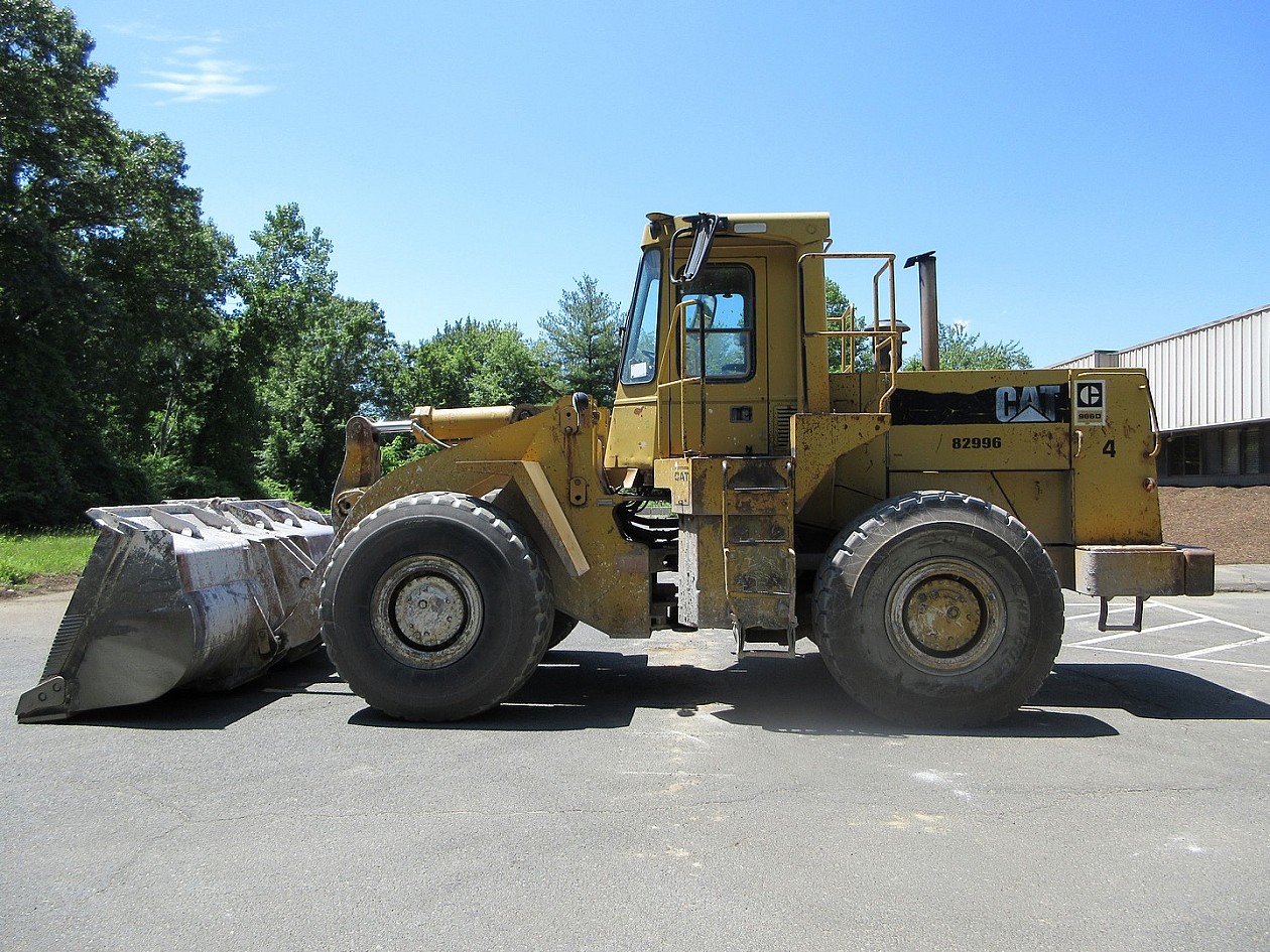 1984 Caterpillar 966D Rubber Tire Wheel Loader