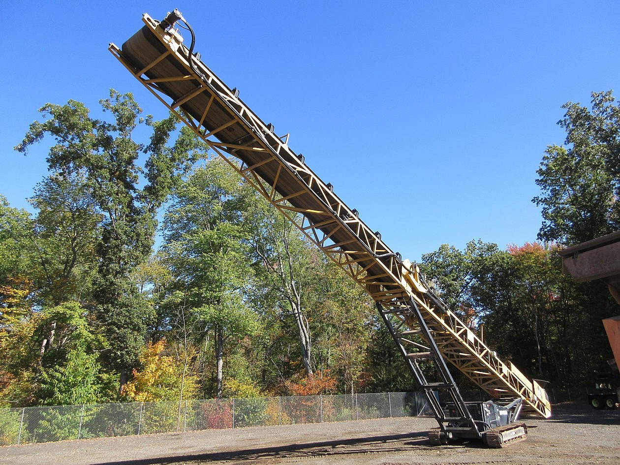 2021 IROCK MT-8036 TRACKED MOBILE STACKING CONVEYOR