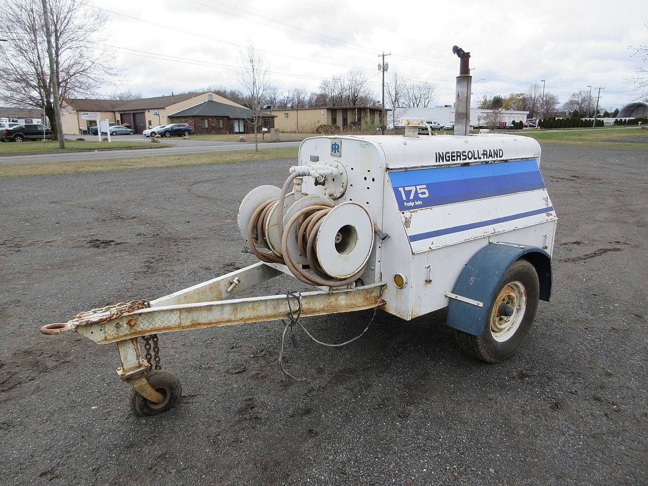 Ingersoll Rand 175 Tow Behind Air Compressor