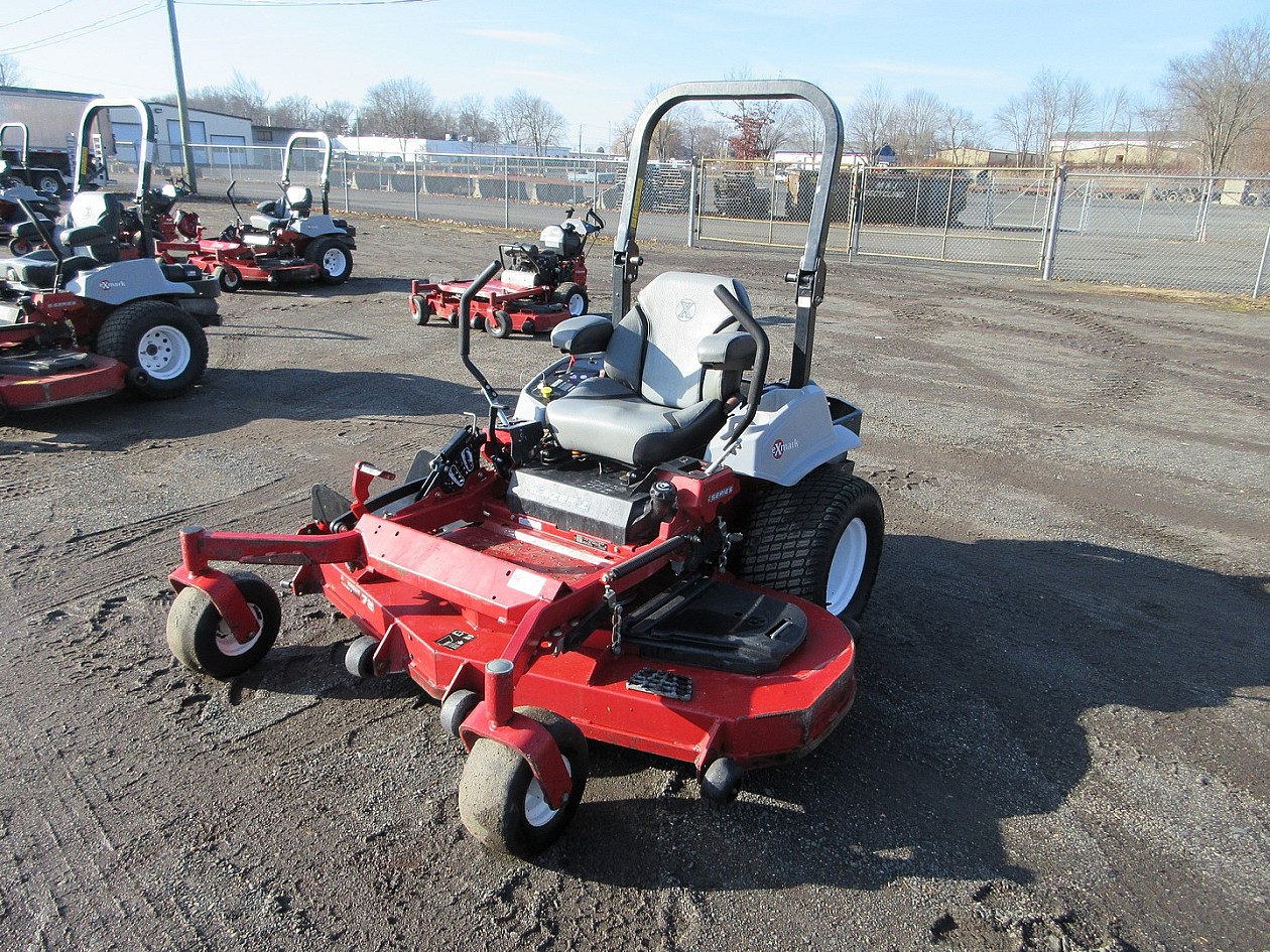 EXMARK LAZER Z ZERO TURN MOWER