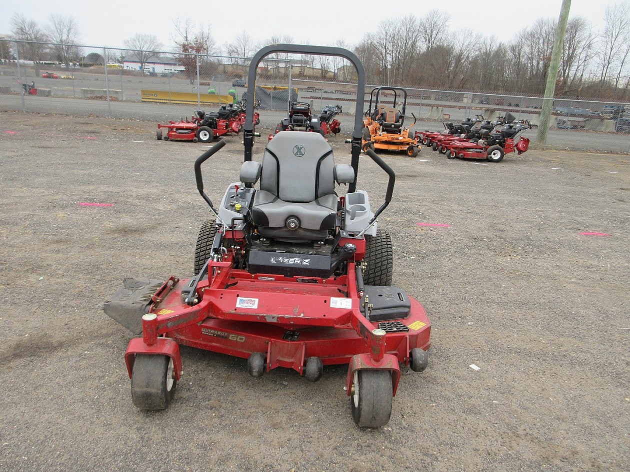 EXMARK LAZER Z ZERO TURN MOWER