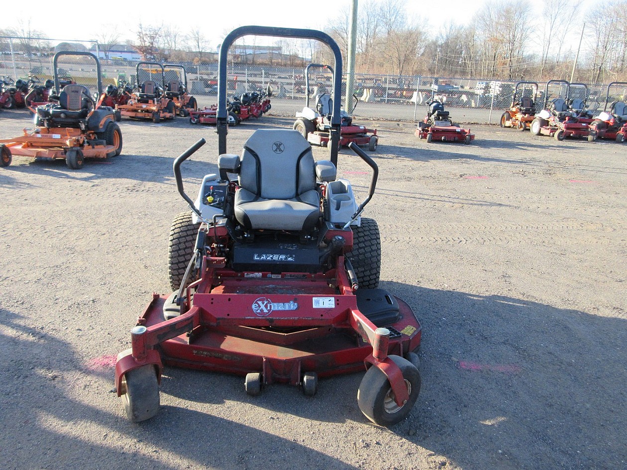 EXMARK LAZER Z ZERO TURN MOWER
