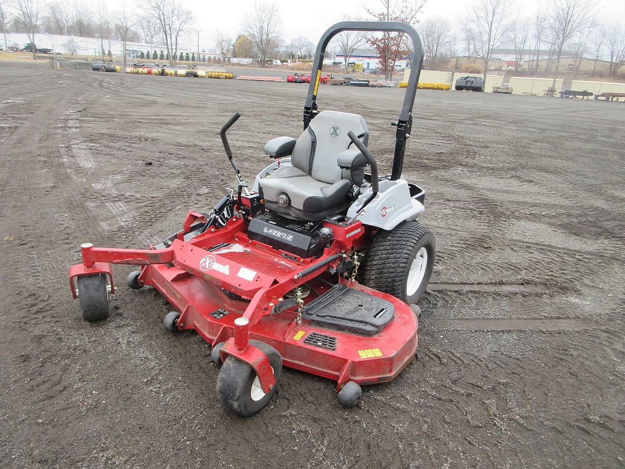 EXMARK LAZER Z ZERO TURN MOWER