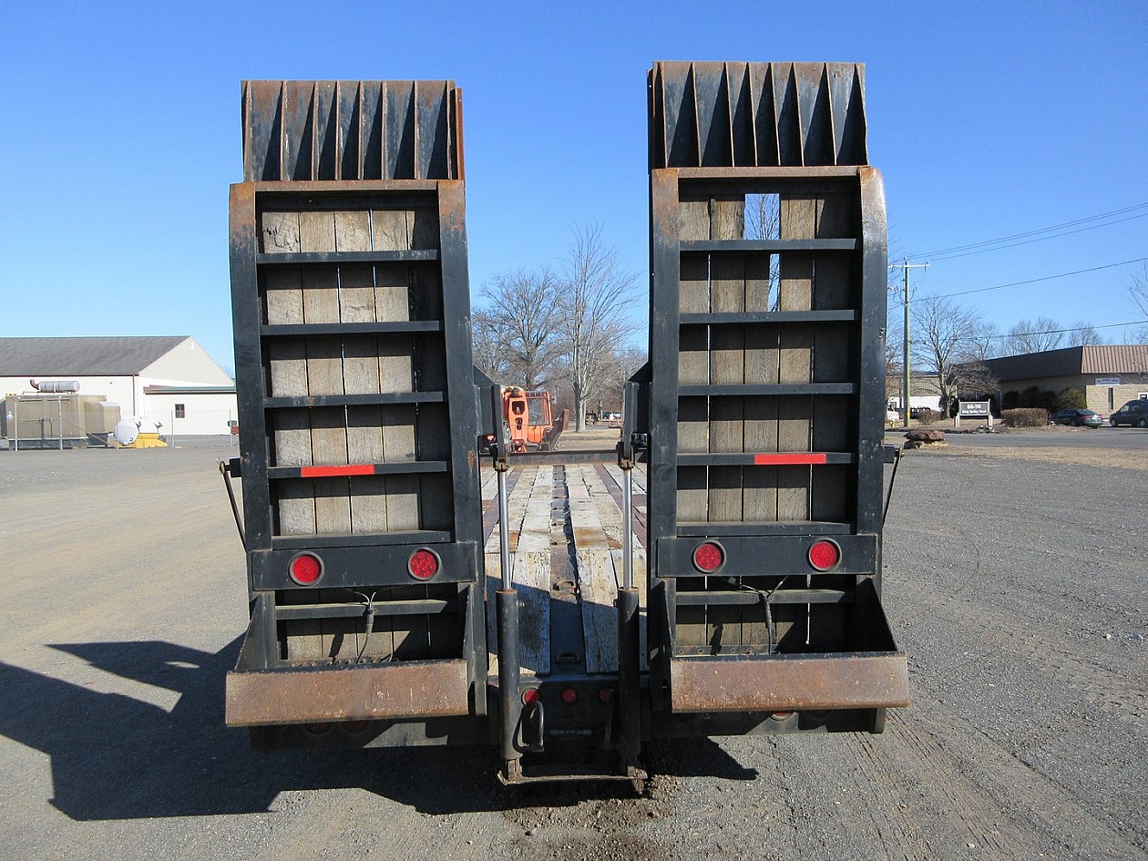 2005 INTERSTATE 40DLA T/A TAG TRAILER