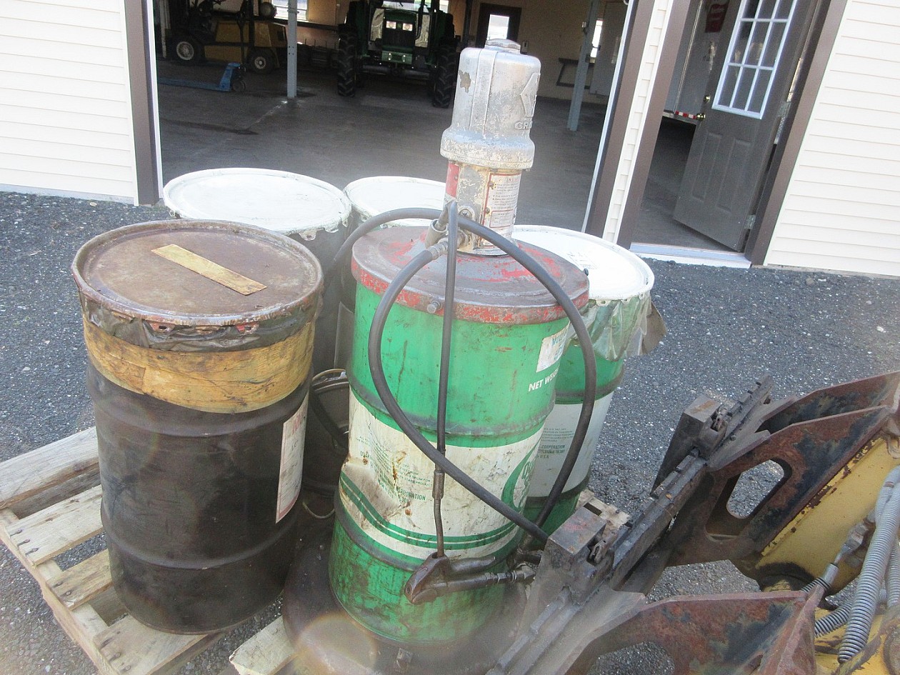 (5) DRUMS OF ASSORTED LUBRICANTS