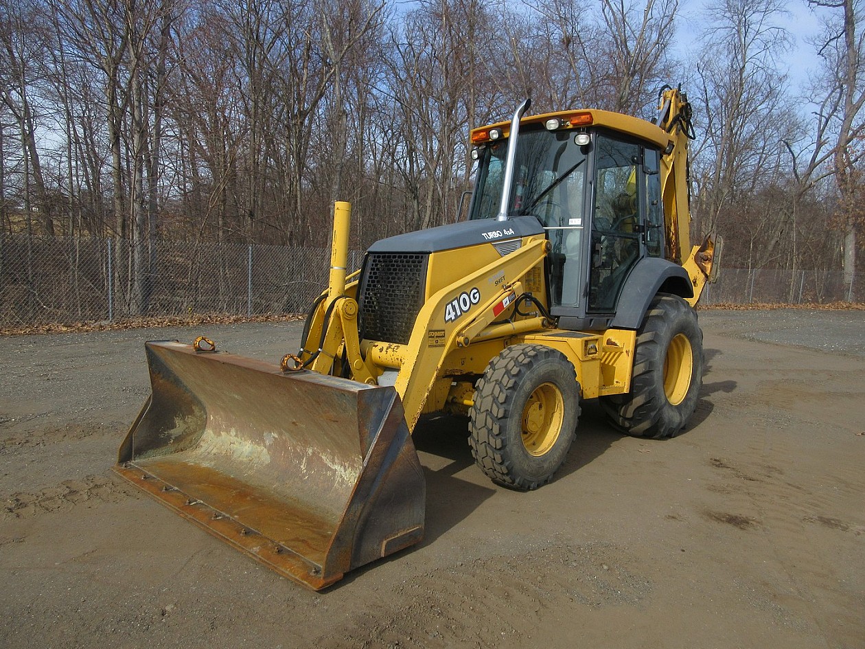 2001 JOHN DEERE 410G BACKHOE LOADER