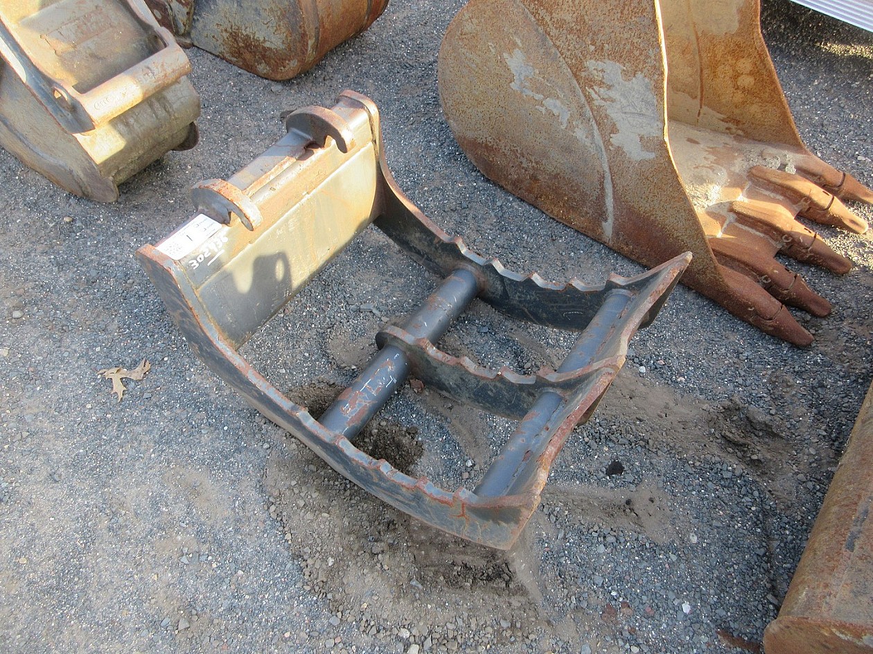 BOBCAT 20" ROOT RAKE