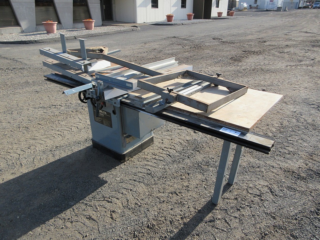 DELTA UNISAW ARBOR SAW