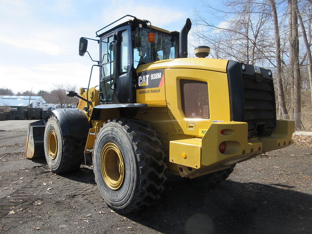 2018 CATERPILLAR 938M RUBBER TIRE WHEEL LOADER