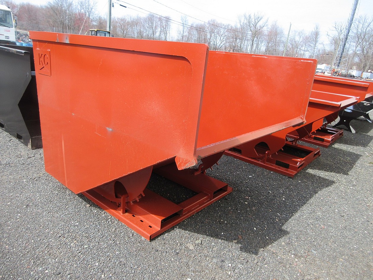 3 YARD SELF DUMPING TRASH HOPPER