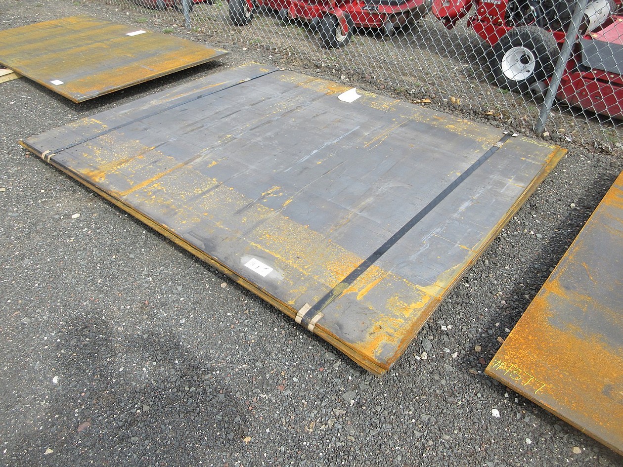 (2) STEEL ROAD PLATES