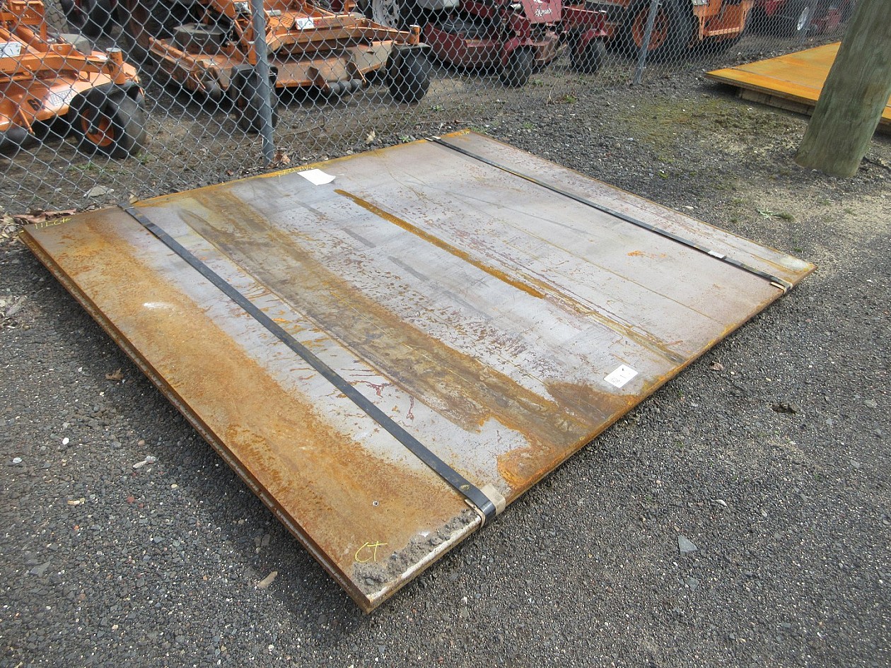 (2) STEEL ROAD PLATES