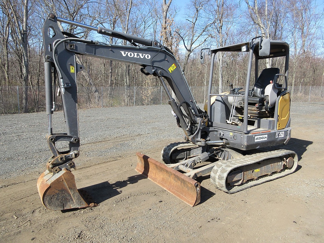 2019 Volvo EC35D Mini Excavator