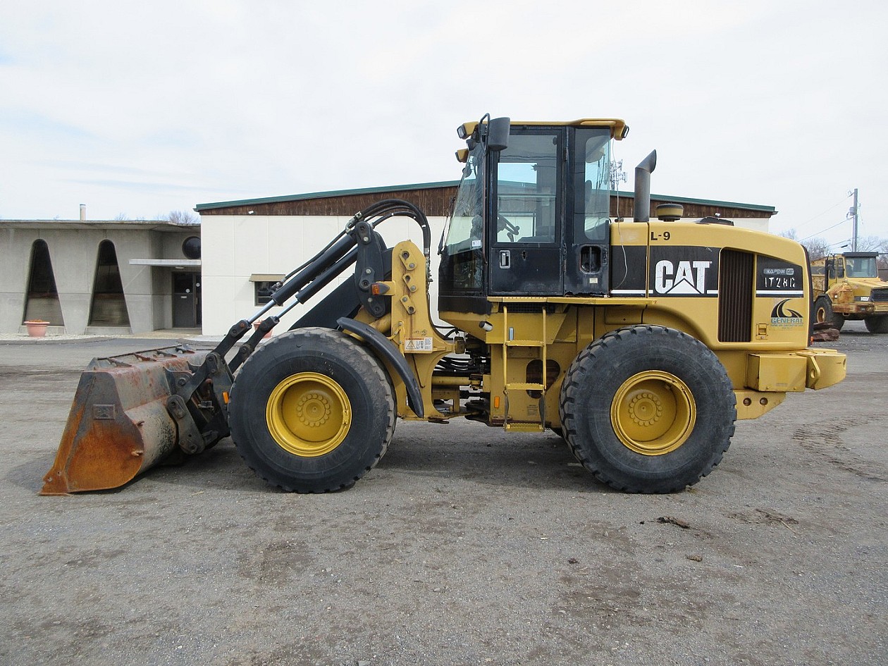 2004 CATERPILLAR IT28G INTEGRATED TOOL CARRIER